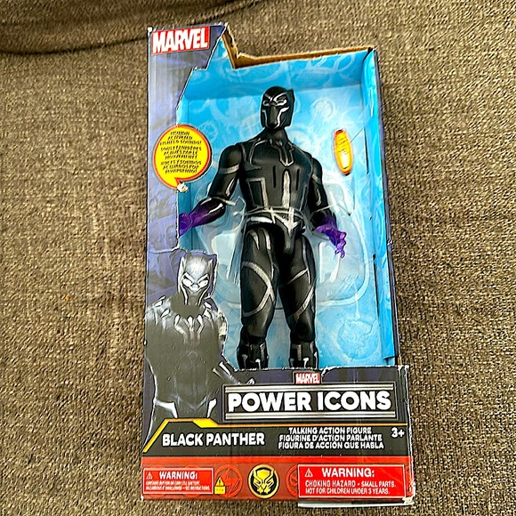 Marvel | Toys | Marvel Black Panther Power Icons Light Up Talking ...